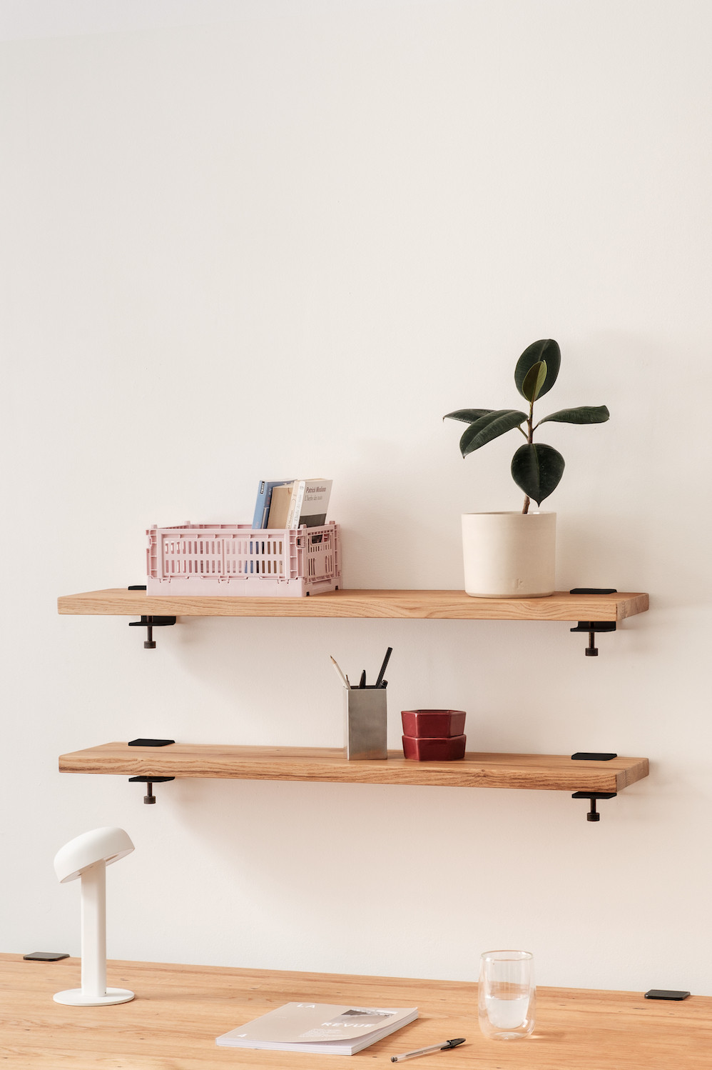 Accroche murale BRACKET : créez une étagère design unique