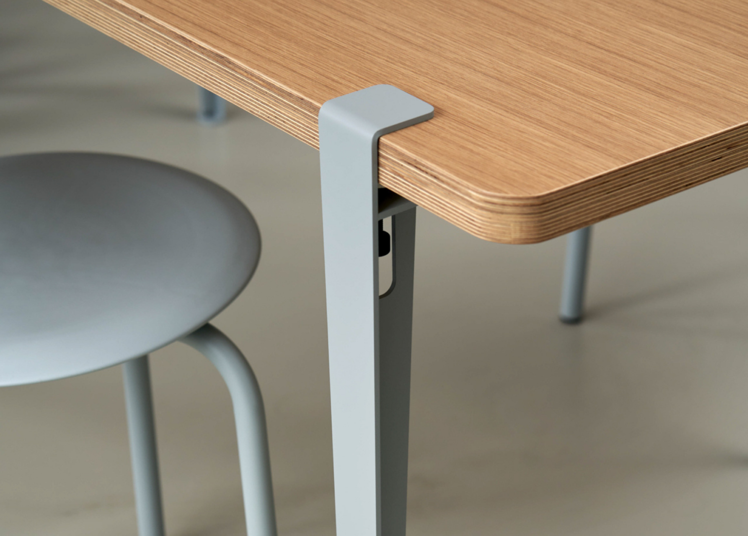 Table haute design, table de bar design et unique | TIPTOE